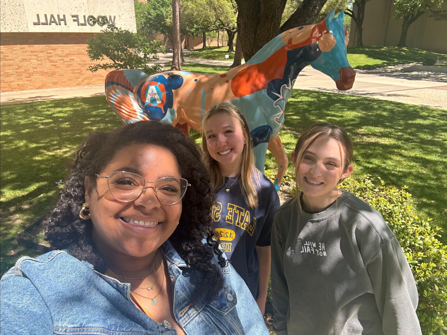 Community + Campus: Springing Into Summer. - Mosaic Church Fort Worth